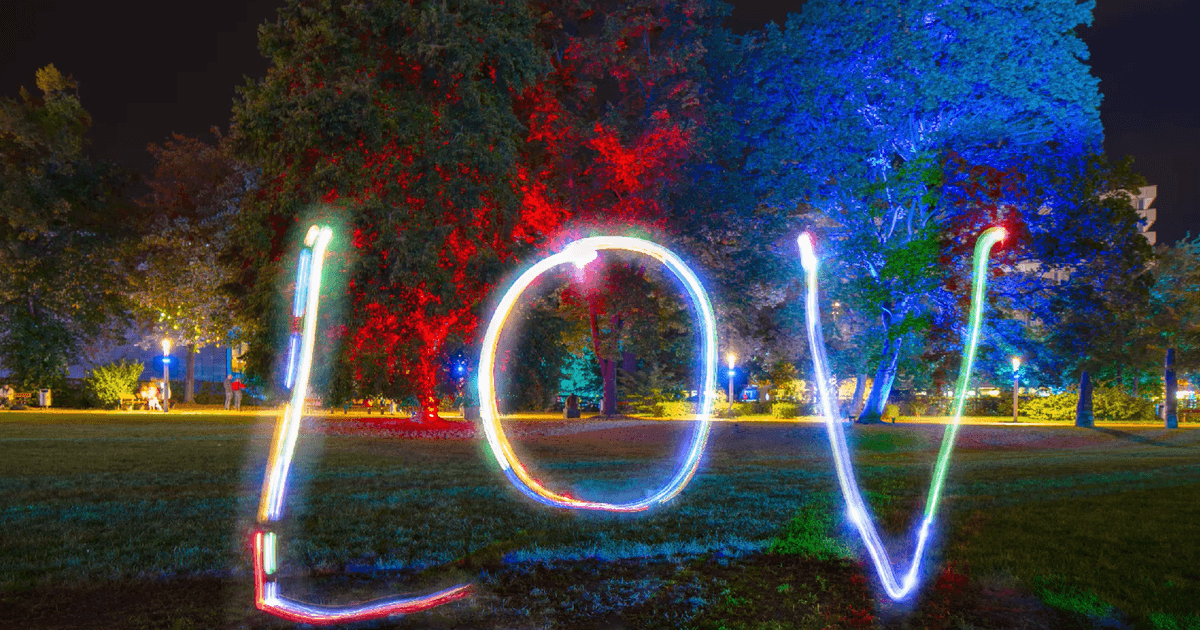 LOV is in the air: Chemnitz leuchtet mit zebra - zebra | group